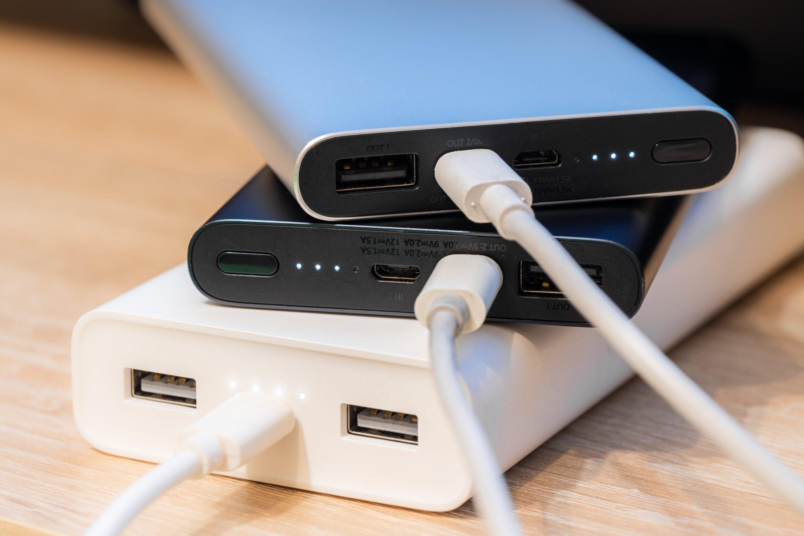 The Importance of Portable Power Banks for On-The-Go Charging